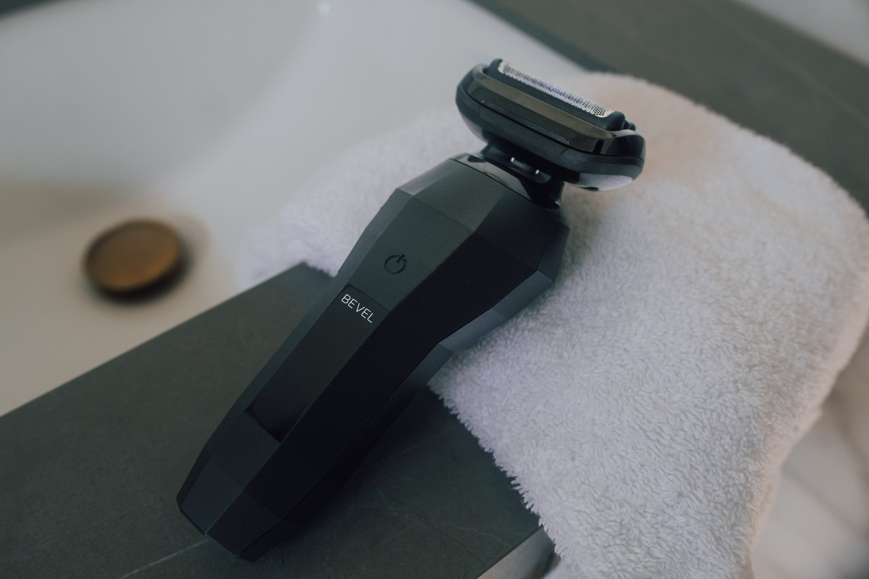 Bevel Electric Foil Shaver